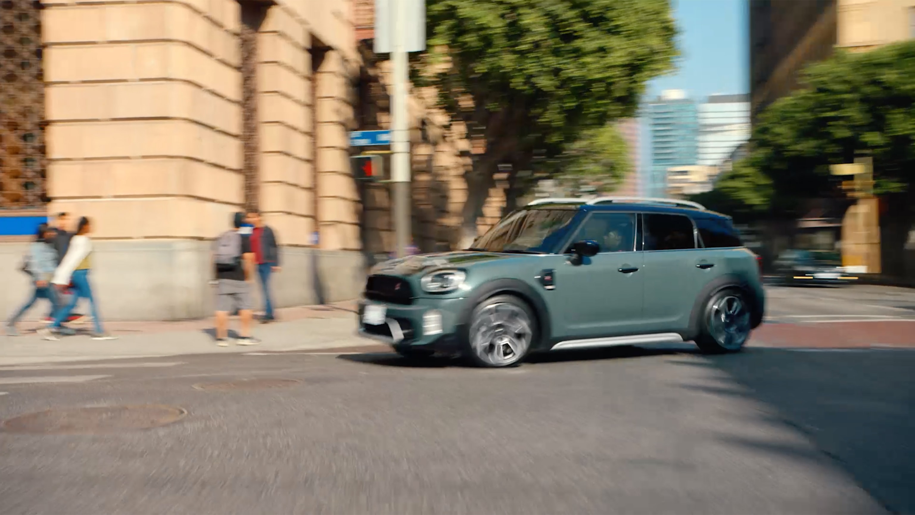 NEO MINI COUNTRYMAN