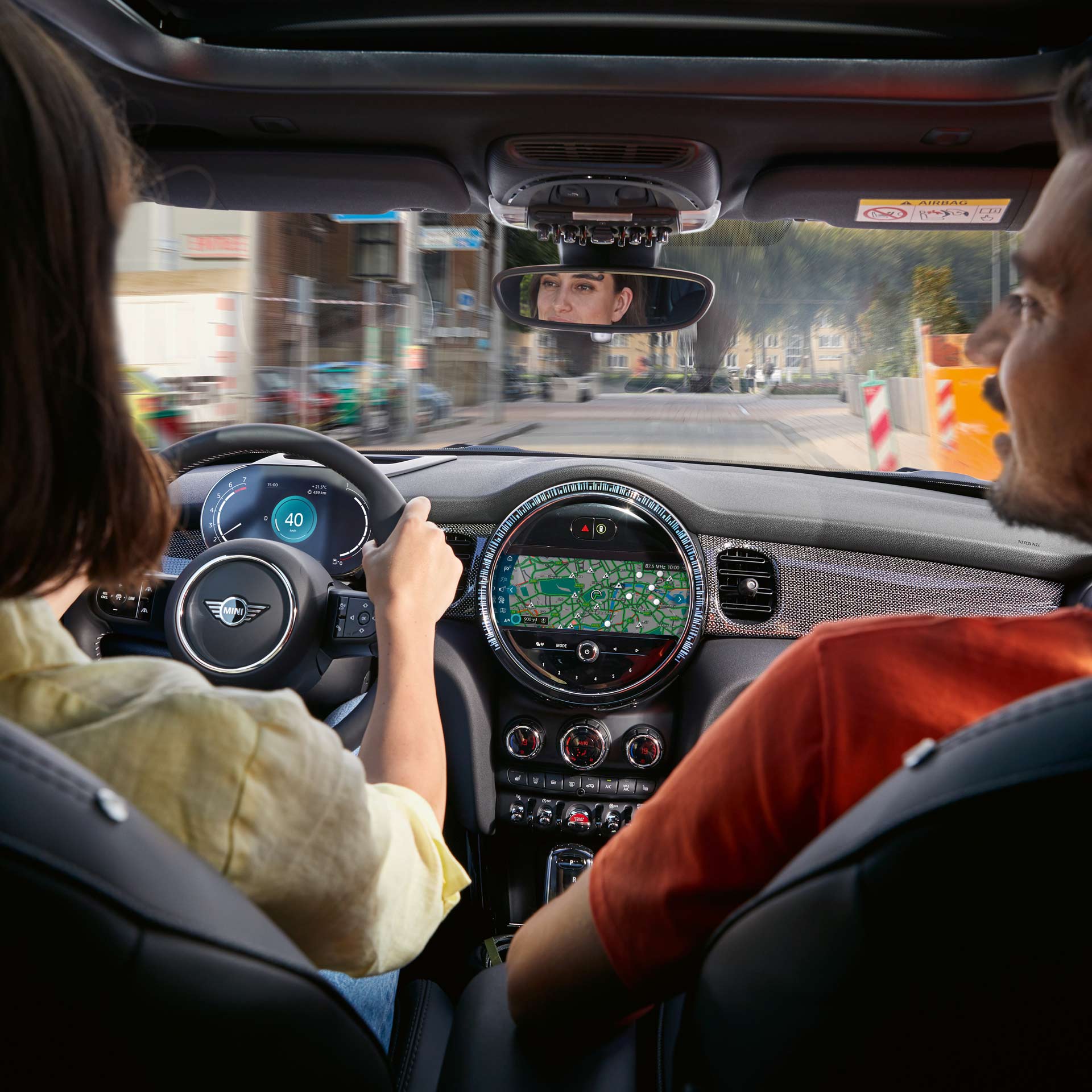 Χαρακτηριστικά MINI Connected