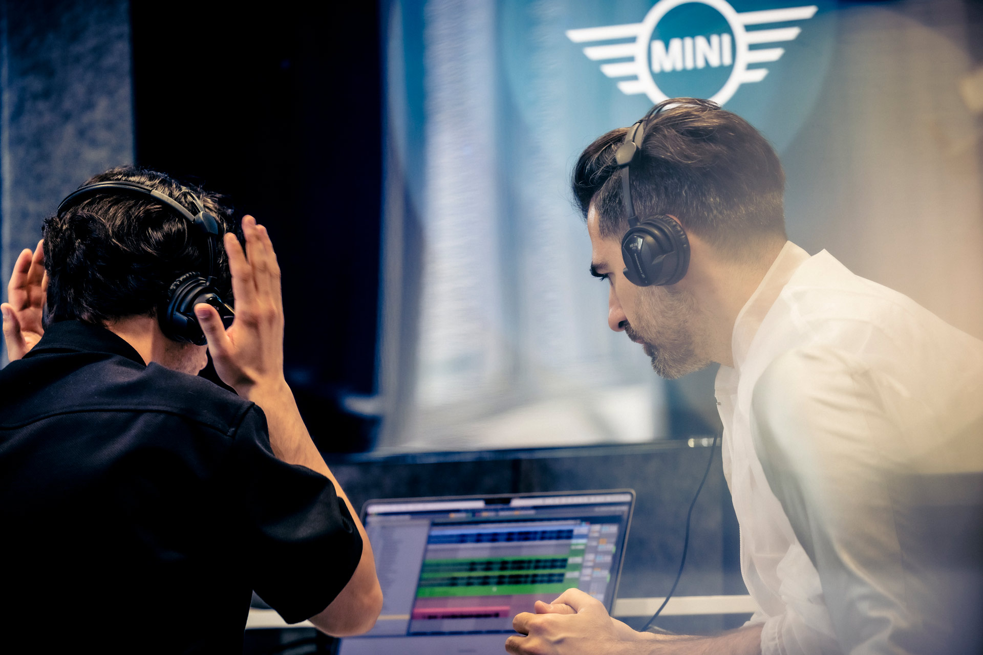Ηλεκτρική κινητικότητα MINI - Ήχος | MINI.COM.GR